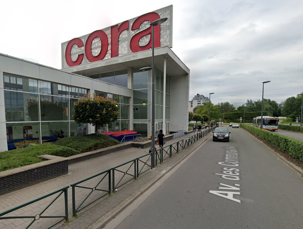 Cora starts clearing stock ahead of closure | The Bulletin