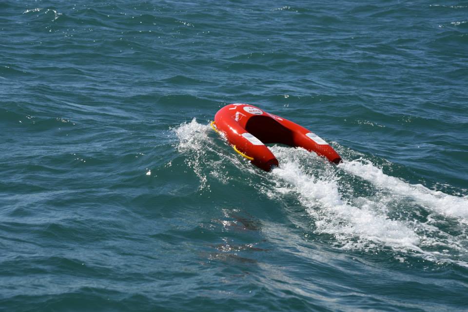Radio-controlled life preserver tested for rescues on Flemish coast ...