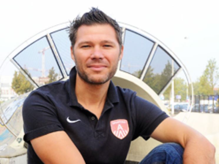 My job in Belgium: How much does a library manager earn? | The Bulletin