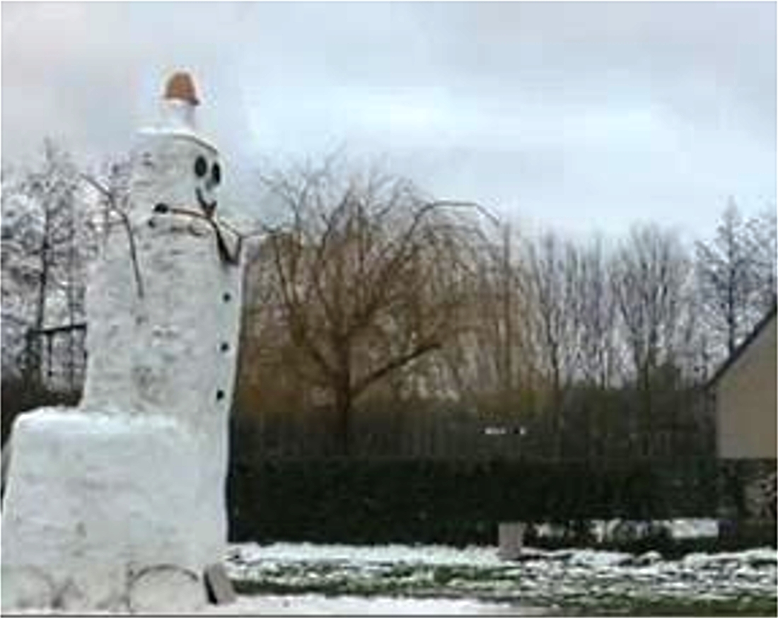 Kalmthout teens build Belgium’s biggest snowman | The Bulletin