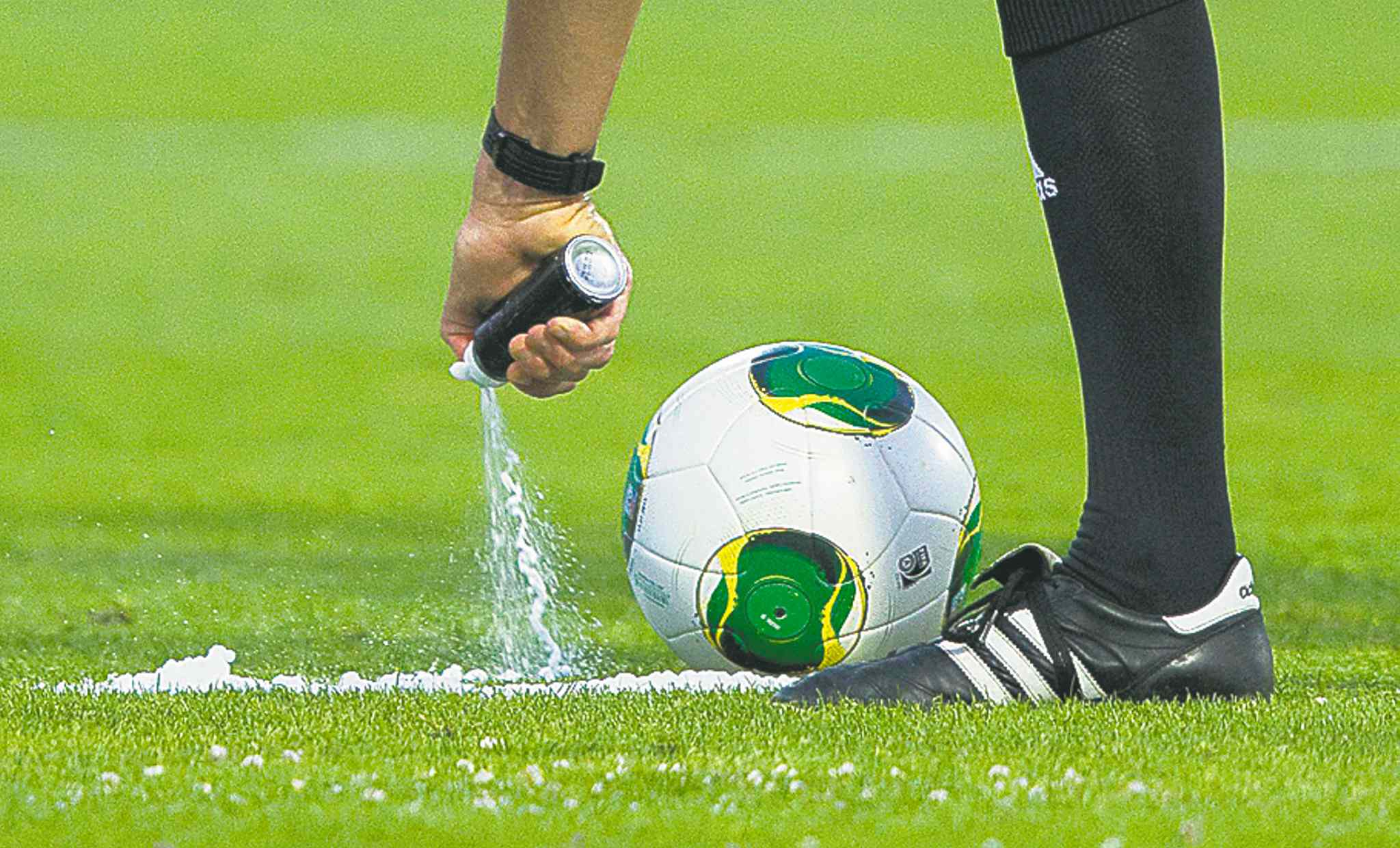 Belgian football approves use of vanishing spray | The Bulletin